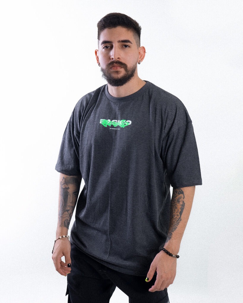 Franela Oversize “Retrospective Introspection” - Basico Clothes🏳️